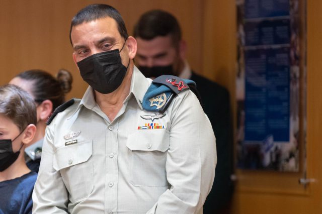 אלוף נולד: ערן ניב נכנס לתפקידו החדש - חדשות סרוגים